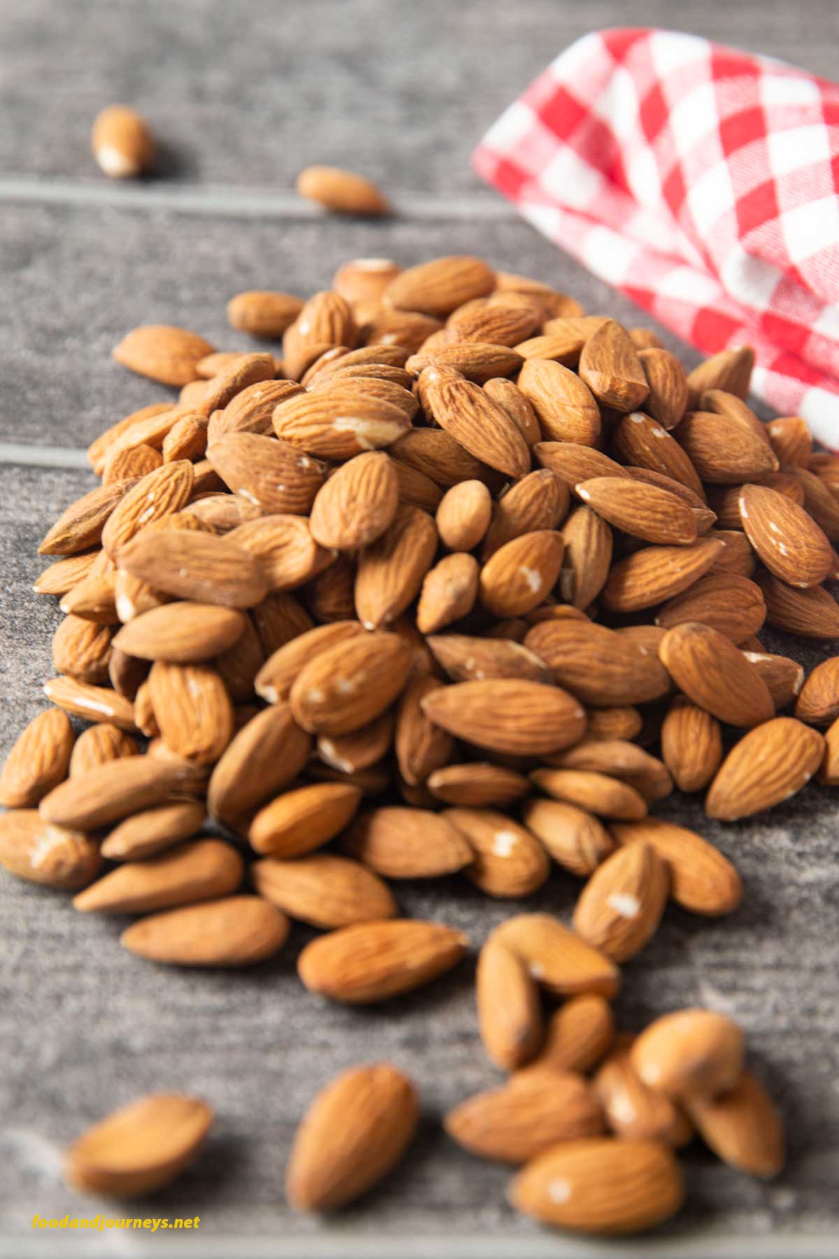 How to Blanch Almonds | Food and Journeys