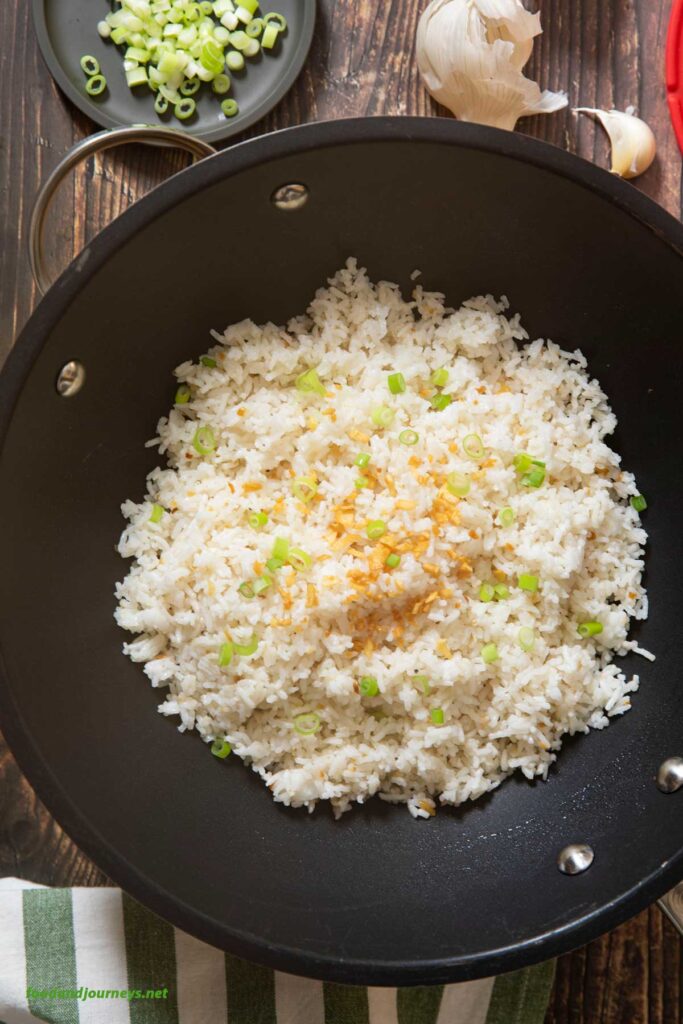 Sinangag (Filipino Garlic Fried Rice) - Food and Journeys®