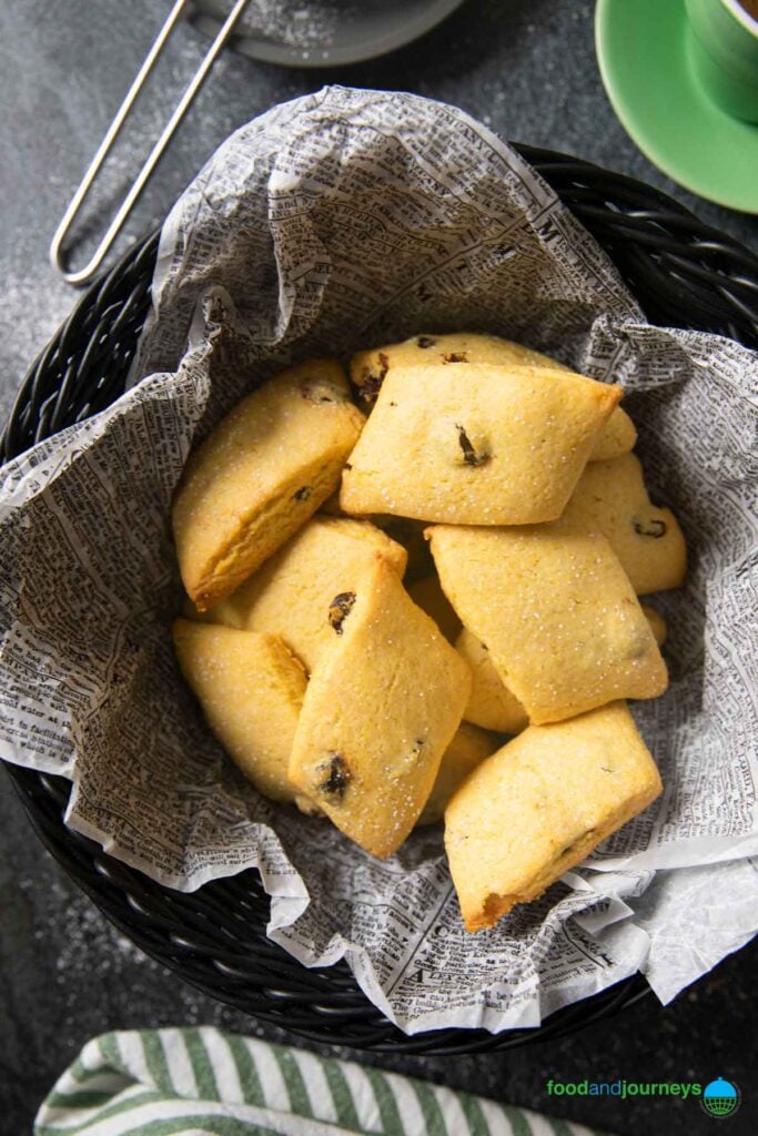 Zaleti (Venetian Cornmeal Cookies) - Food and Journeys®