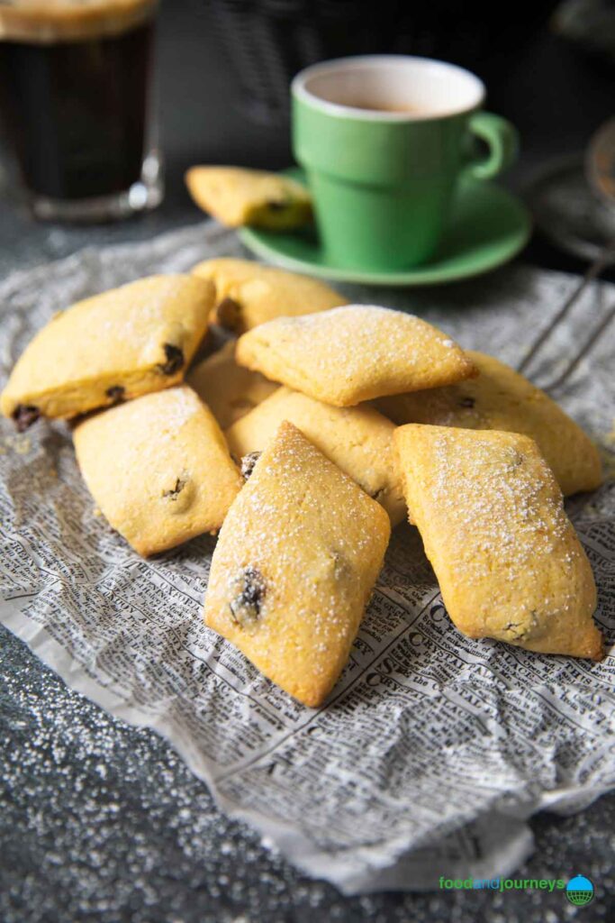 Zaleti (Venetian Cornmeal Cookies) - Food and Journeys®