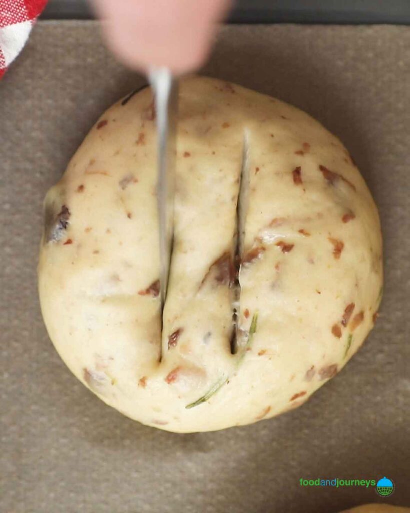 Pan di Ramerino (Easter Bread with Raisins) - Food and Journeys®