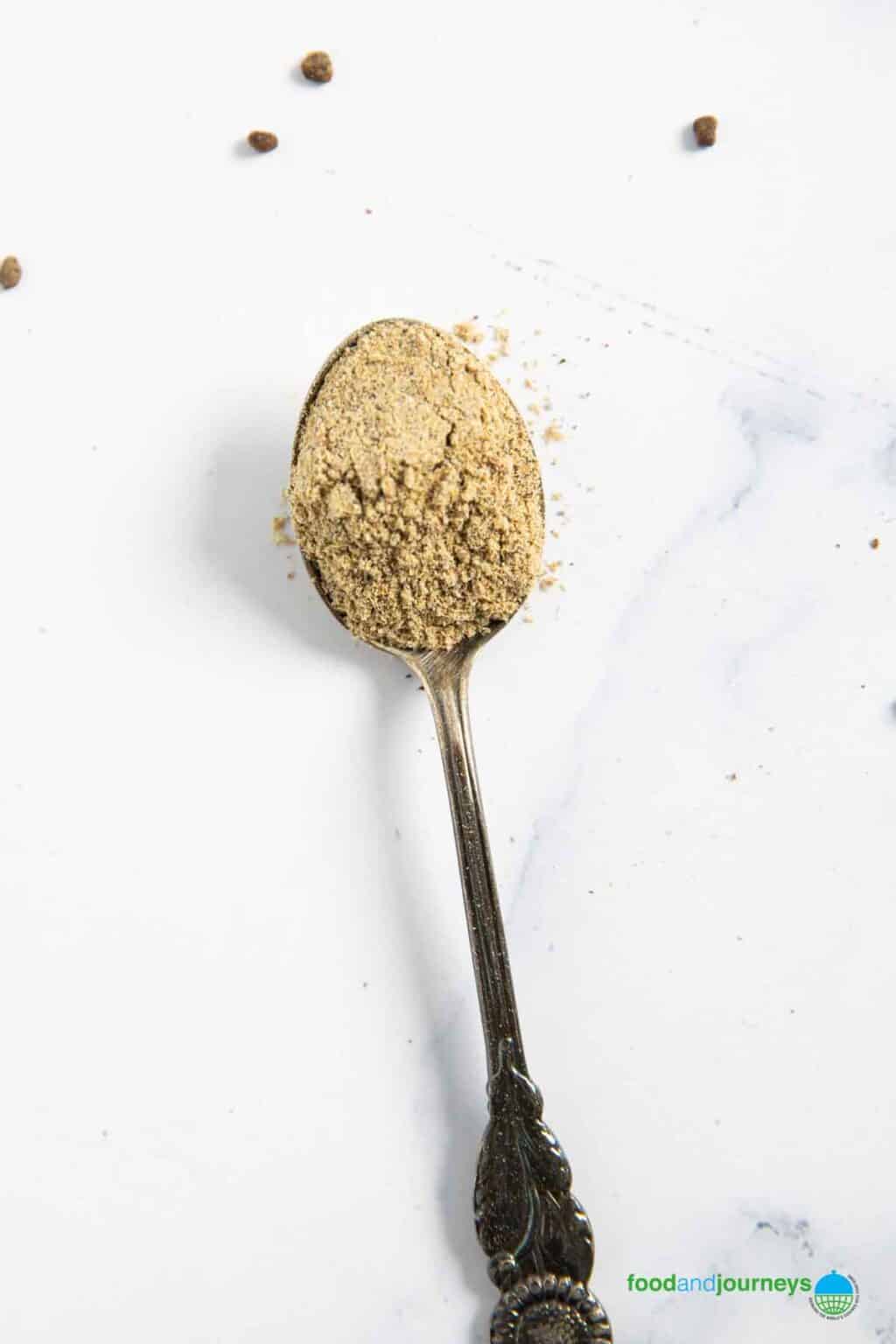 What is Ground Cardamom? - Food and Journeys®