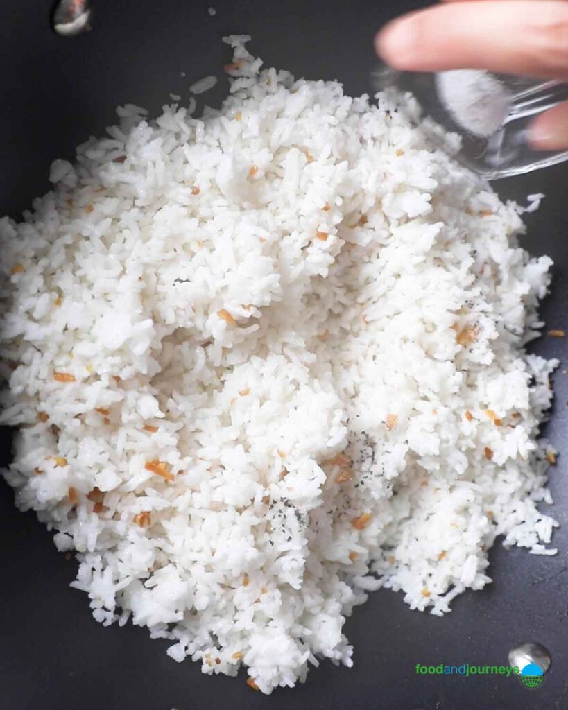Sinangag (Filipino Garlic Fried Rice) - Food and Journeys®