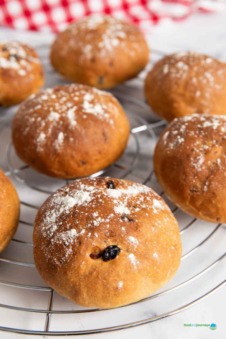 Swedish Rye Rolls (Rågfrallor) - Food and Journeys®